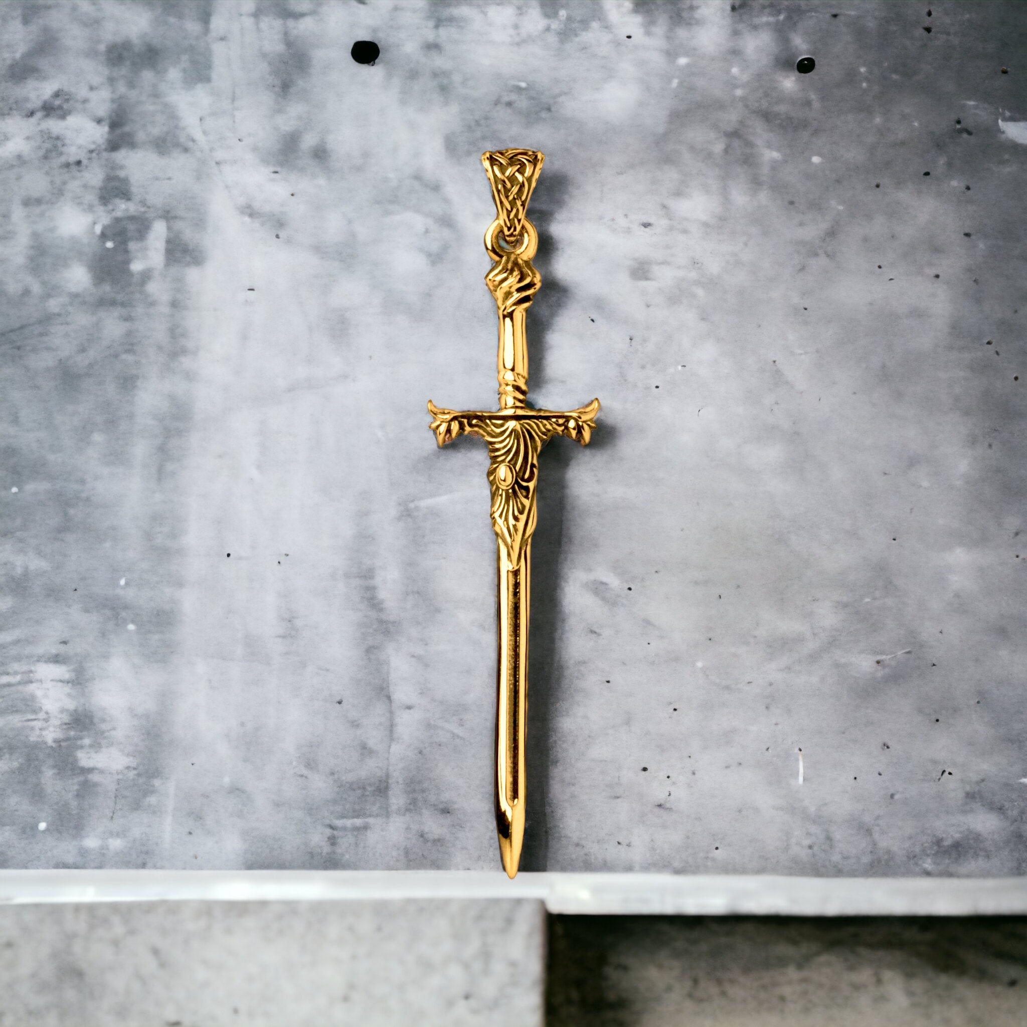 14k Yellow Gold Sword Pendant – Dynamis Jewelry
